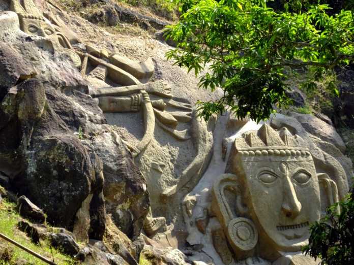 The Mysterious Stone Carvings In Unakoti – Earth is Mysterious