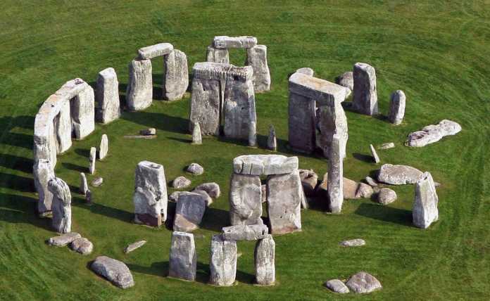 Megaliths: Stone Age Architecture – Earth is Mysterious